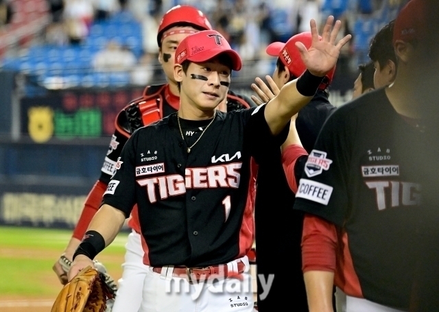 “GG 못 받을만한 성적은 아닌데, (오)지환이 형이…” KIA 28세 수비왕의 꿈이 이뤄질까, 간절하다 - 마이데일리