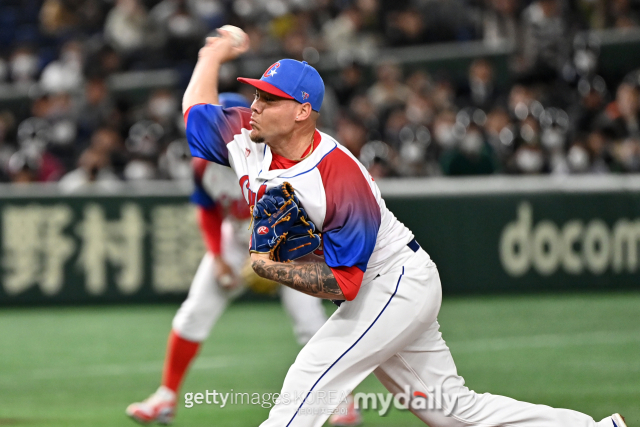 `WBC 이후 美 망명 먹튀` 160km 쿠바 특급, 마침내 ML 꿈 보인다→토론토 영입전 선두 - 마이데일리