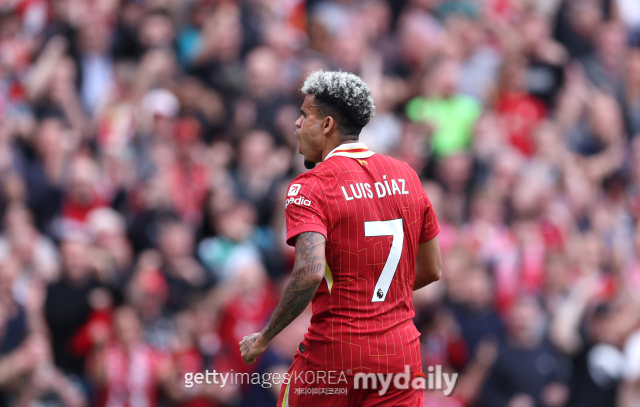 `벌써 10골` 홀란드, EPL 득점왕 예약? 손흥민과 살라가 잘 안 보인다! 홀란드에 도전장 던진 또 다른 `NO 7` FW - 마이데일리