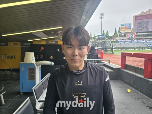 성)영탁이 형이 진짜 많이 컸다고…형이 나보다 더 많이 컸다” KIA 10R의 기적, 부산고 후배 ‘잘 받아치네’[MD대전] - 마이데일리